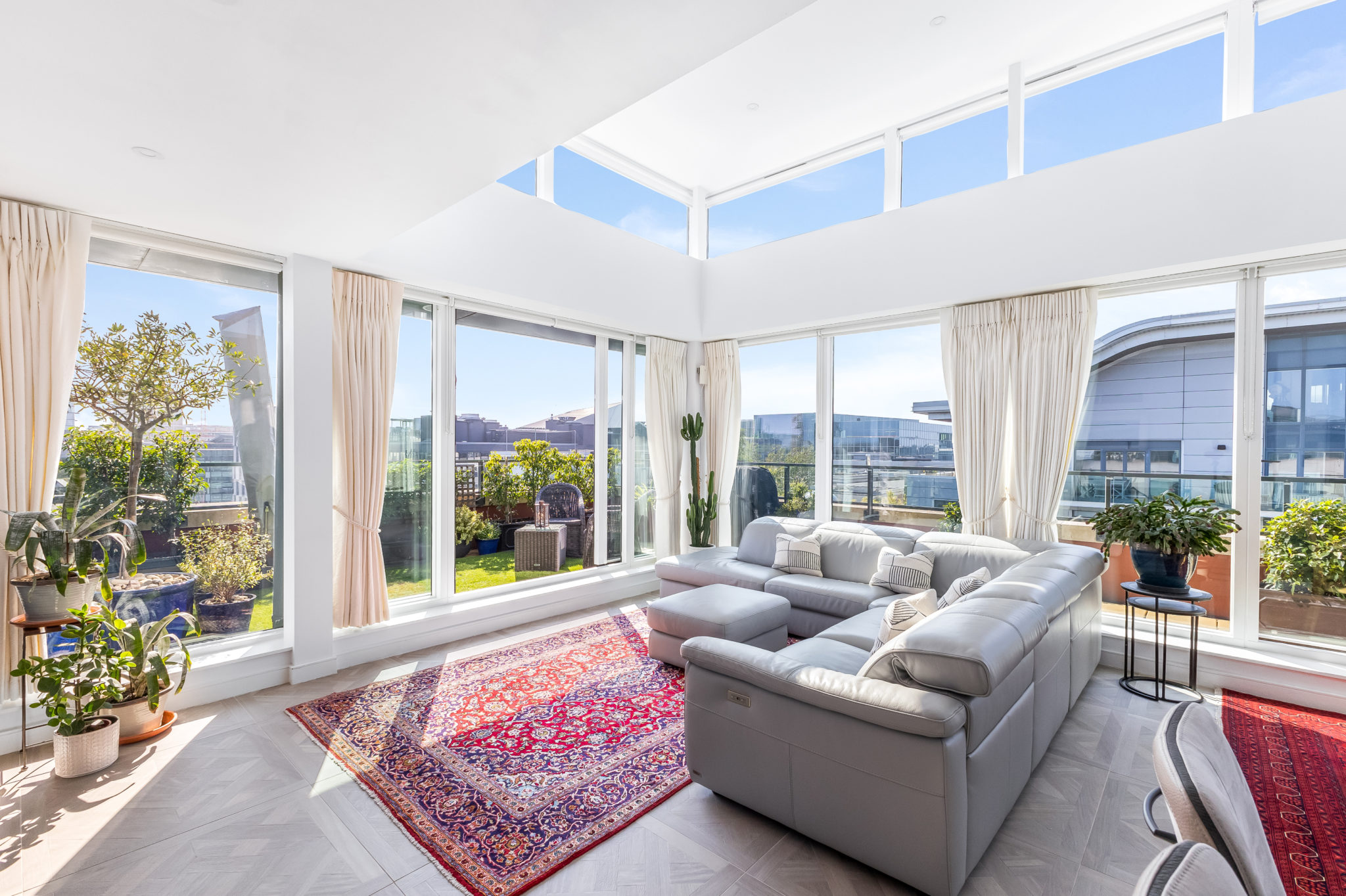 48 Hanover Riverside: A Penthouse Dream in Image Magazine | Owen Reilly